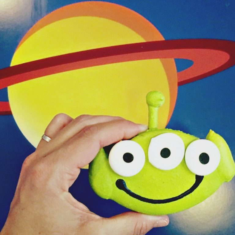 My Top 5 Disneyland Tips for Walt Disney World Regulars